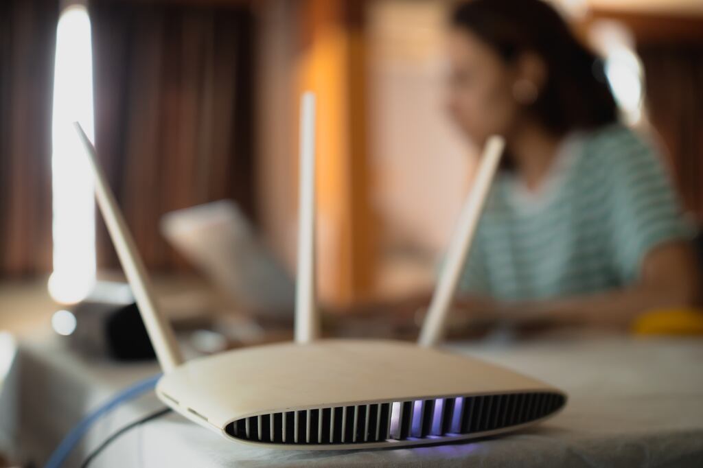 El método definitivo para reiniciar tu router y mejorar la conexión WiFi – FayerWayer