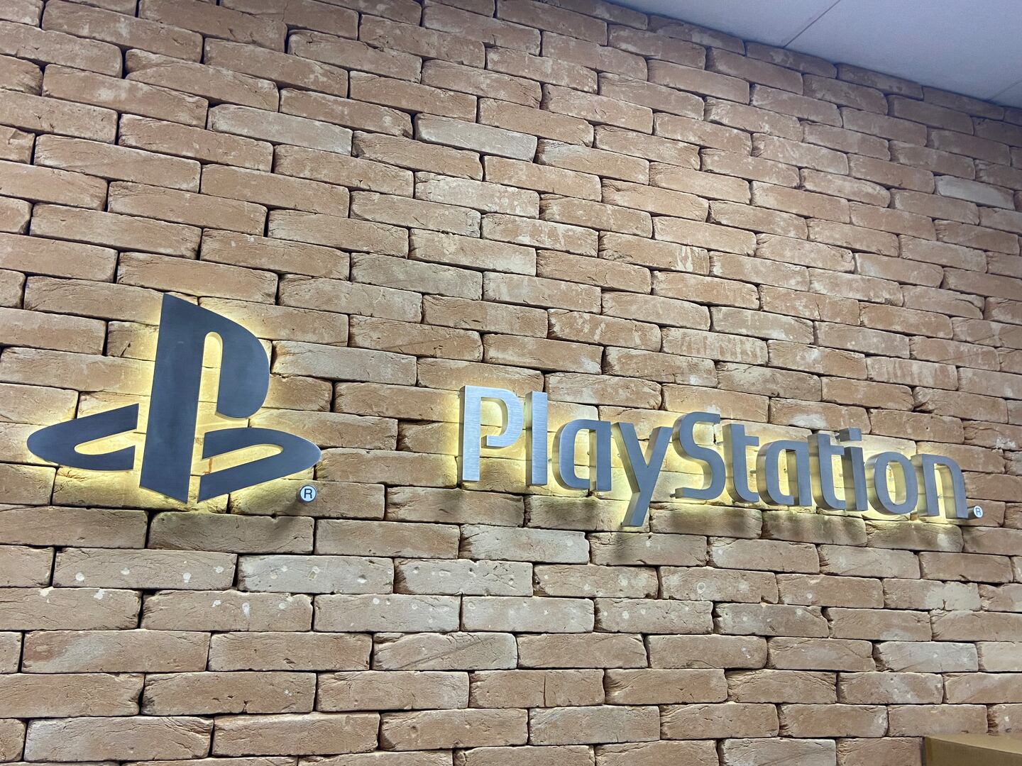 Conocimos las instalaciones de la sede de PlayStation en São Paulo ...