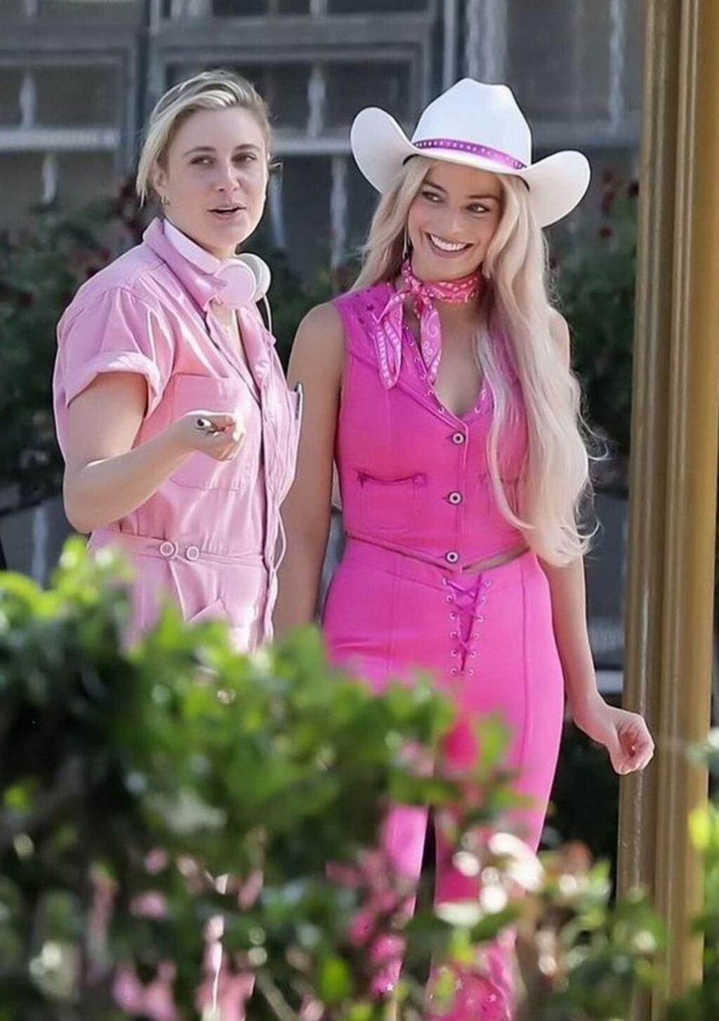Se filtran nuevas imágenes de Margot Robbie y Ryan Gosling como Barbie ...