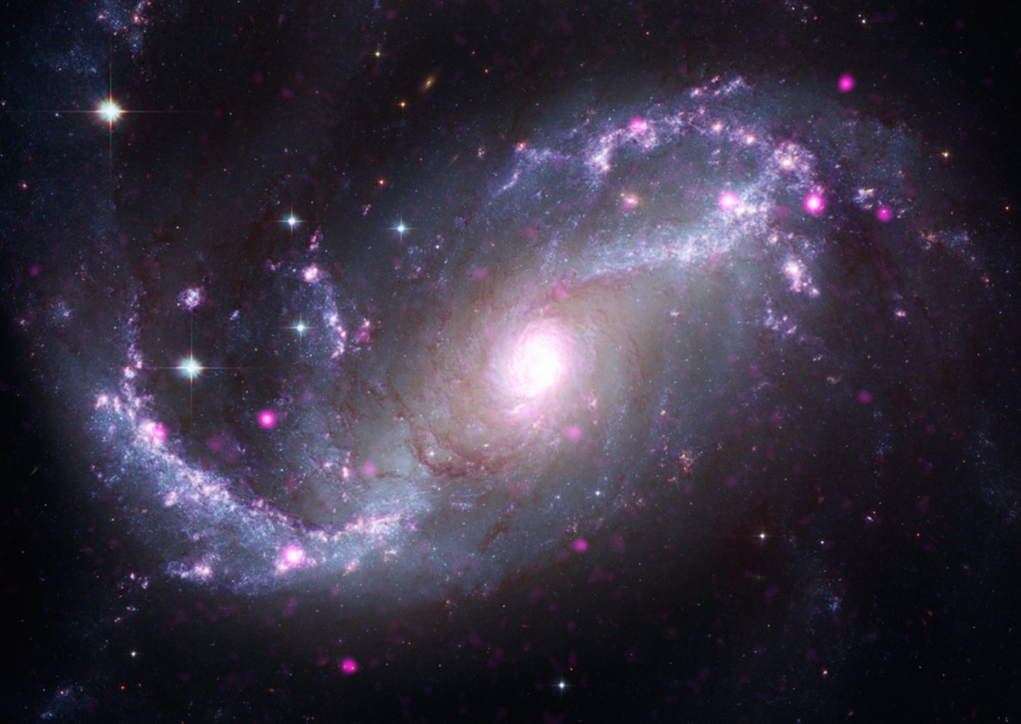 Arte en el Universo: NASA comparte nuevas imágenes captadas por el ...
