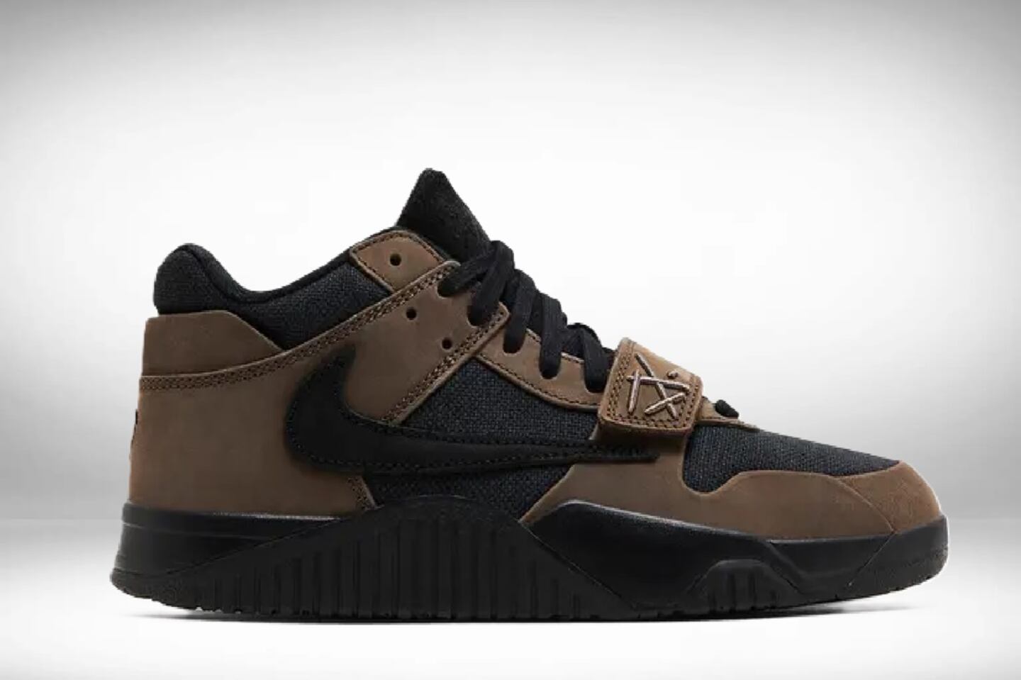 Travis Scott sigue prendido al mundo de las zapatillas con sus nuevas ...