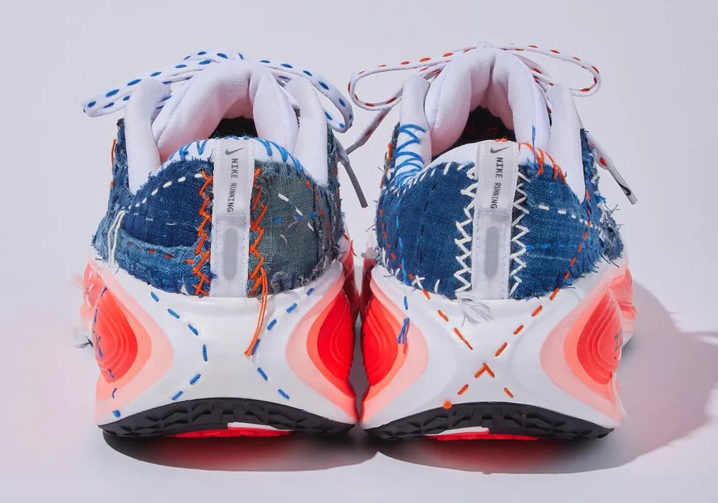 Tim Cook, CEO de Apple, debuta Nike Vomero Plus únicos creados con la ...