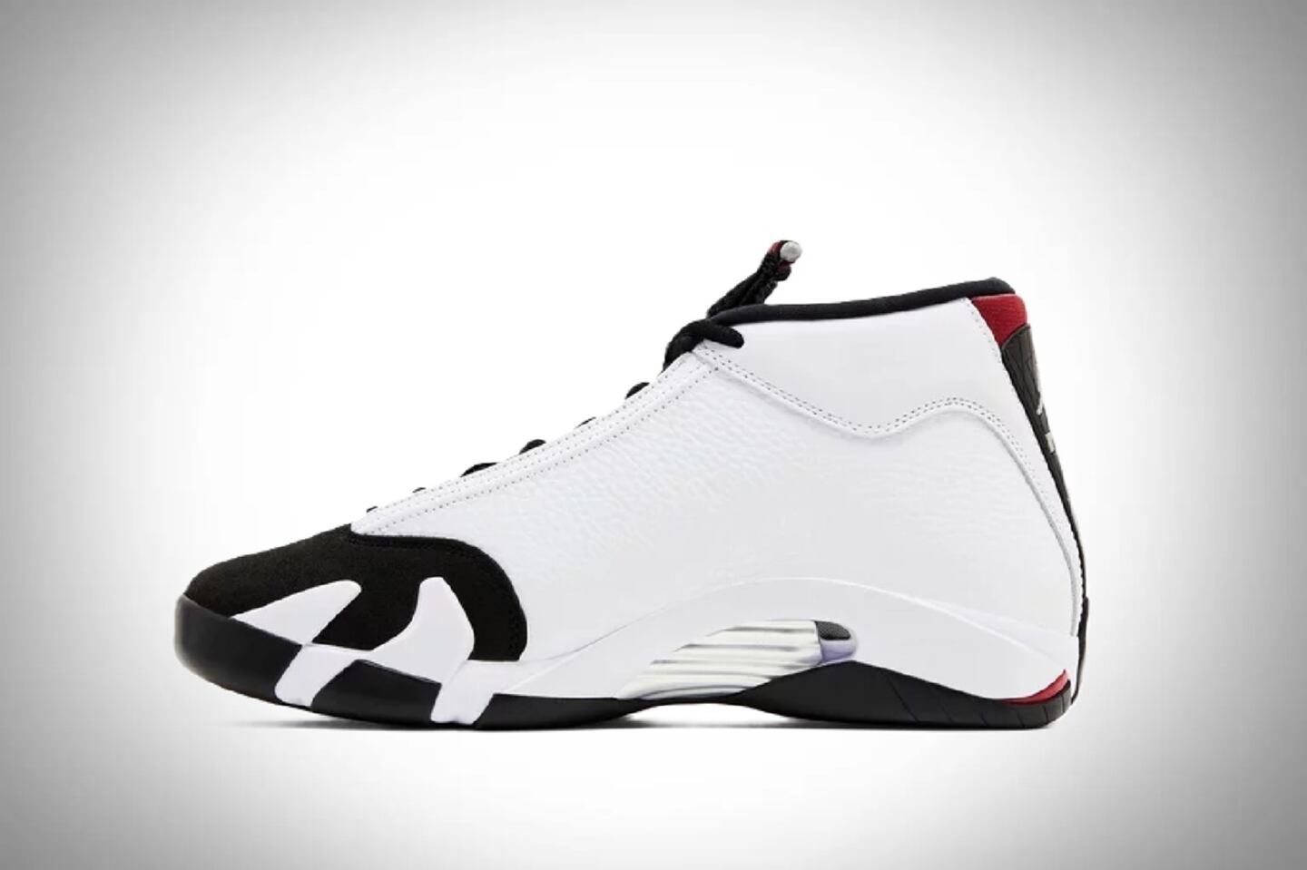 La figura de la máxima leyenda del baloncesto se enaltece con la nueva ...