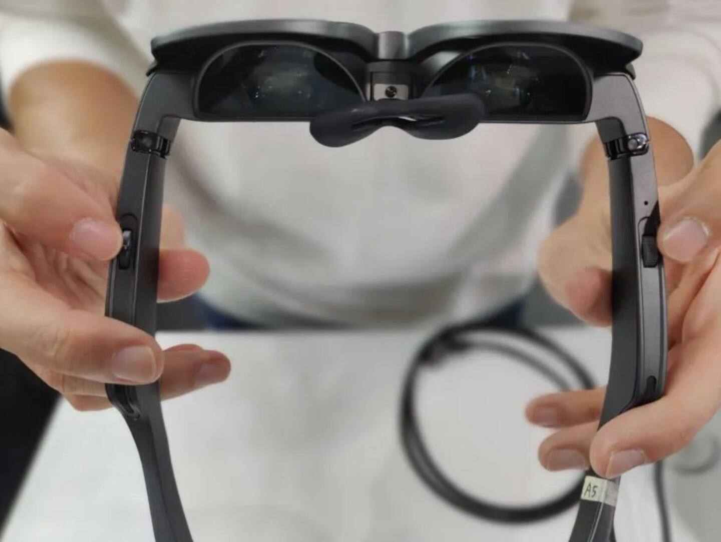 TCL lanza los lentes inteligentes NXTWEAR S, con pantallas Micro OLED ...