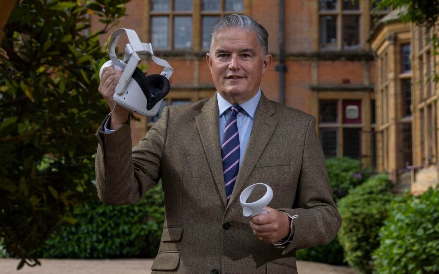 Abigail Bailey es la directora de una escuela en el Reino Unido… y un ...