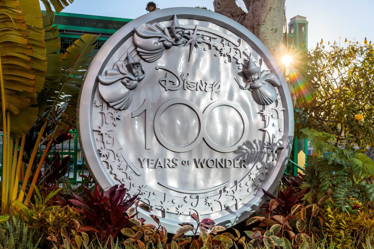 Disney festeja sus 100 años con especiales Adidas Samba Vegan de Mickey ...